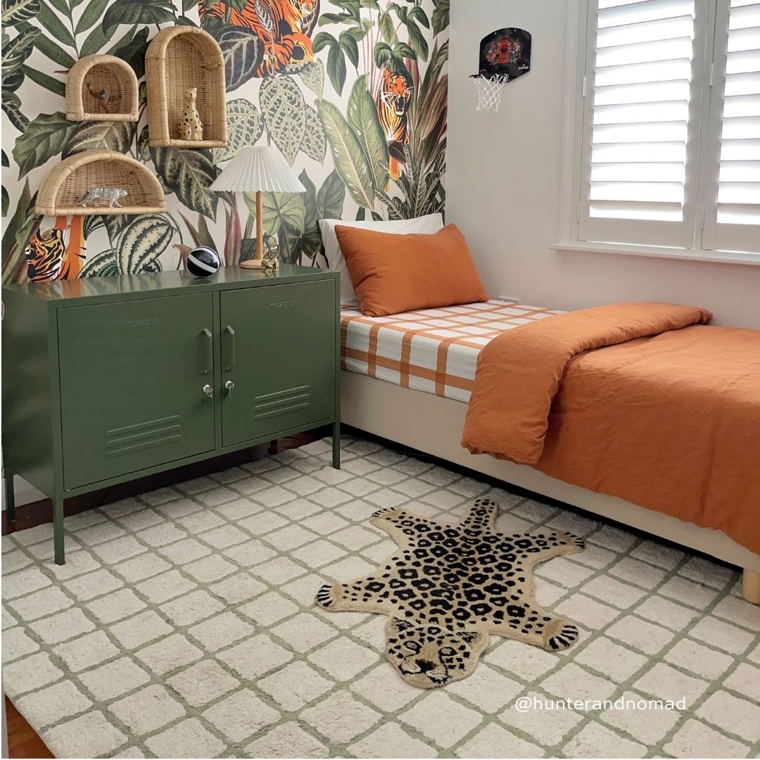 Sage Green Grid Rug – Hunter & Nomad